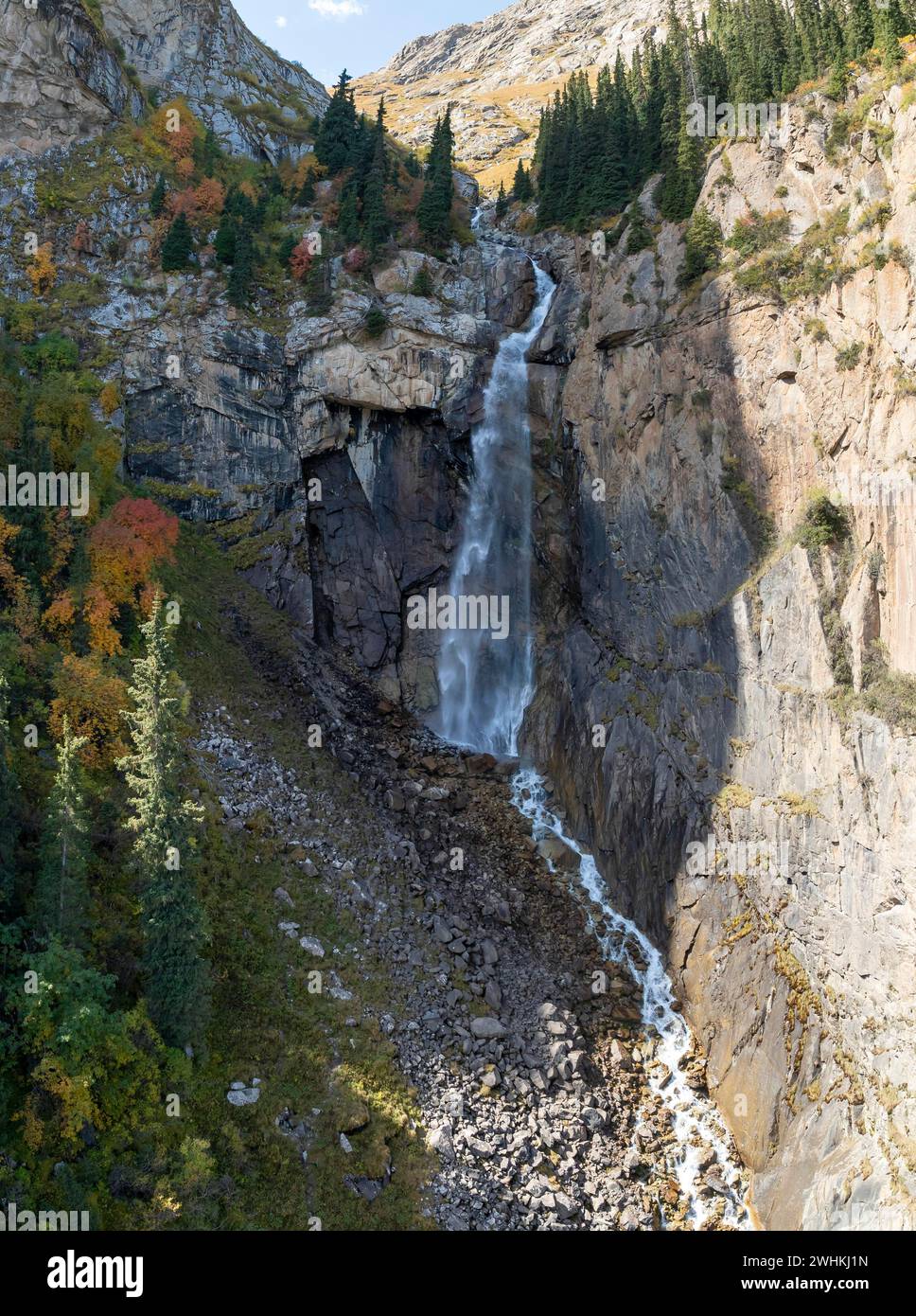 Barskon barskoon waterfall mountain hi-res stock photography and images ...