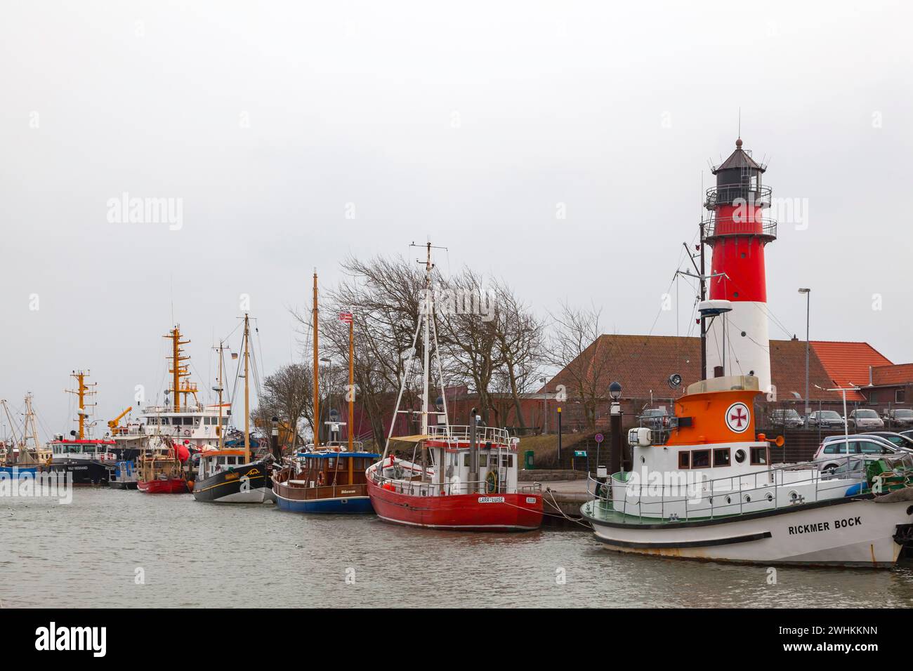 Buesum fishing harbour with lighthouse, Buesum, North Sea, Schlewig ...