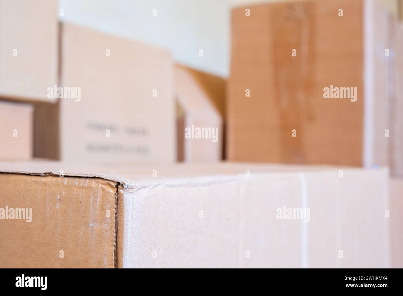Stack of cartoon box for moving to a new house Stock Photo - Alamy