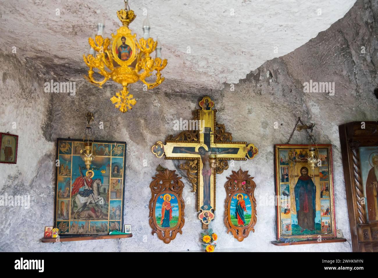 Interior orthodox cave church hi-res stock photography and images - Alamy