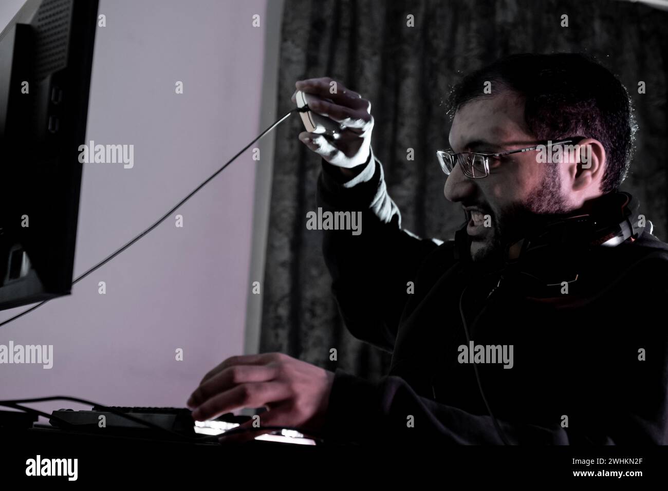 Angry mouse hi-res stock photography and images - Alamy