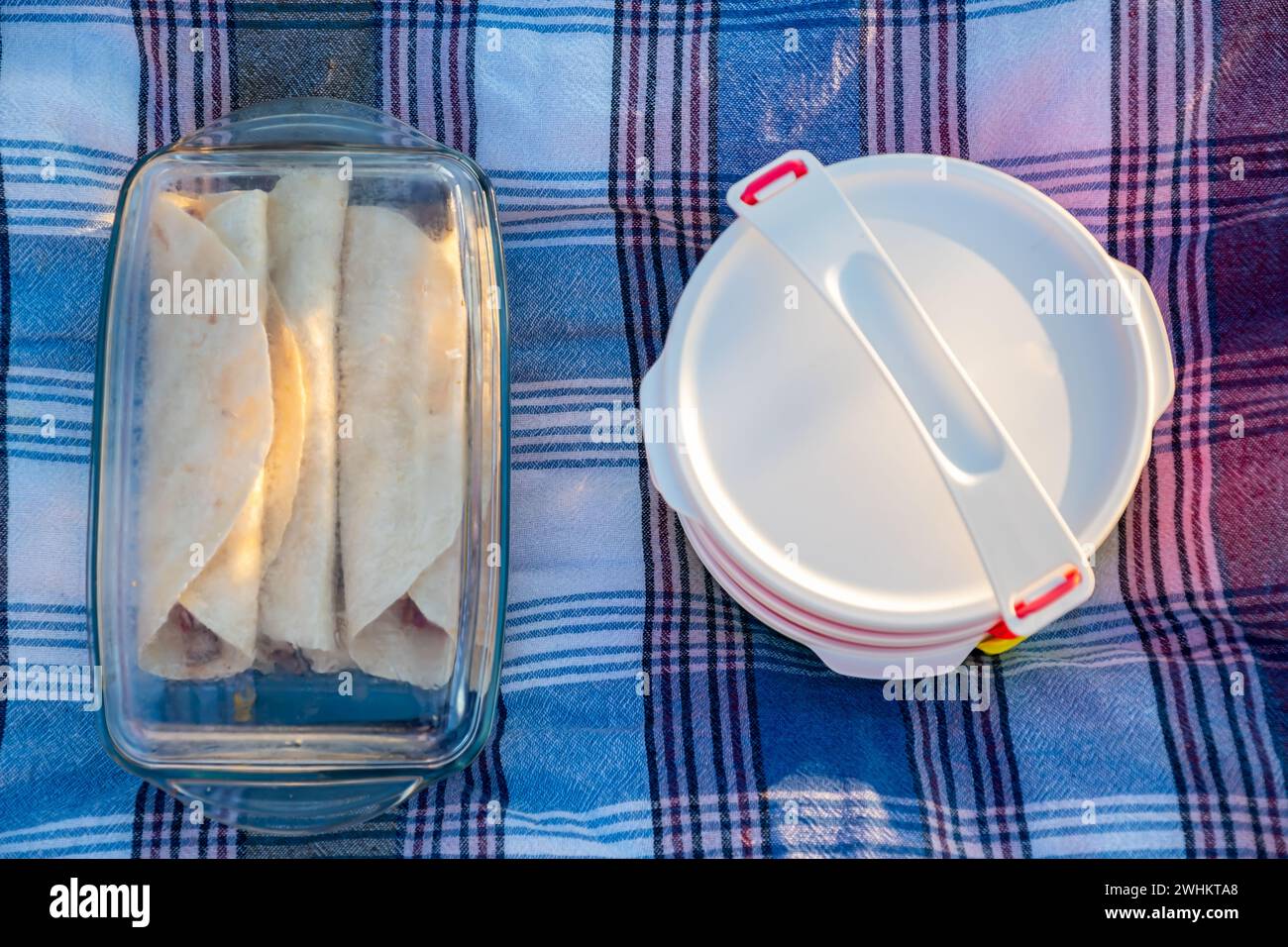 Picnic rug top hi-res stock photography and images - Alamy