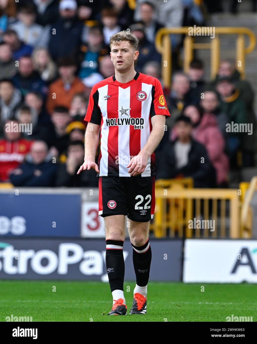 Nathan collins brentford hi-res stock photography and images - Alamy