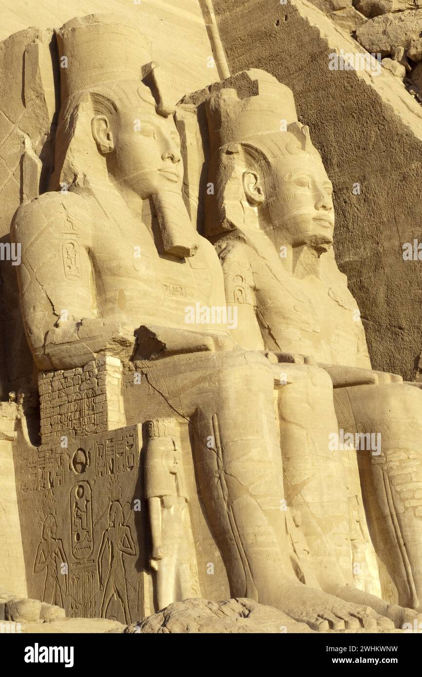 Ramses ii pharaoh of egypt hi-res stock photography and images - Alamy