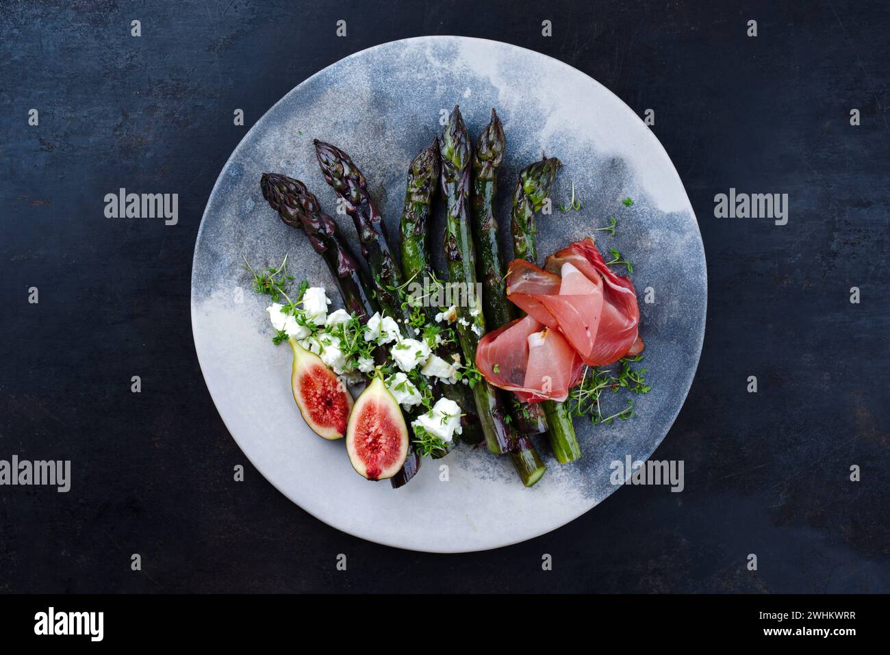 Glazed ham hi-res stock photography and images - Alamy