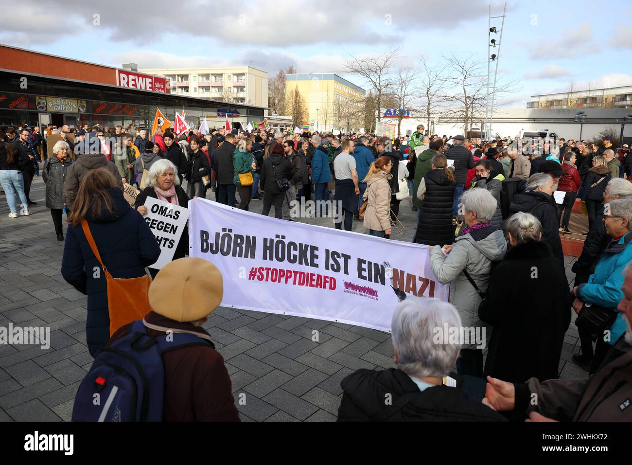 Demonstration unter dem Motto ãNie wieder ist jetzt C für Demokratie, gegen FaschismusÓ ...