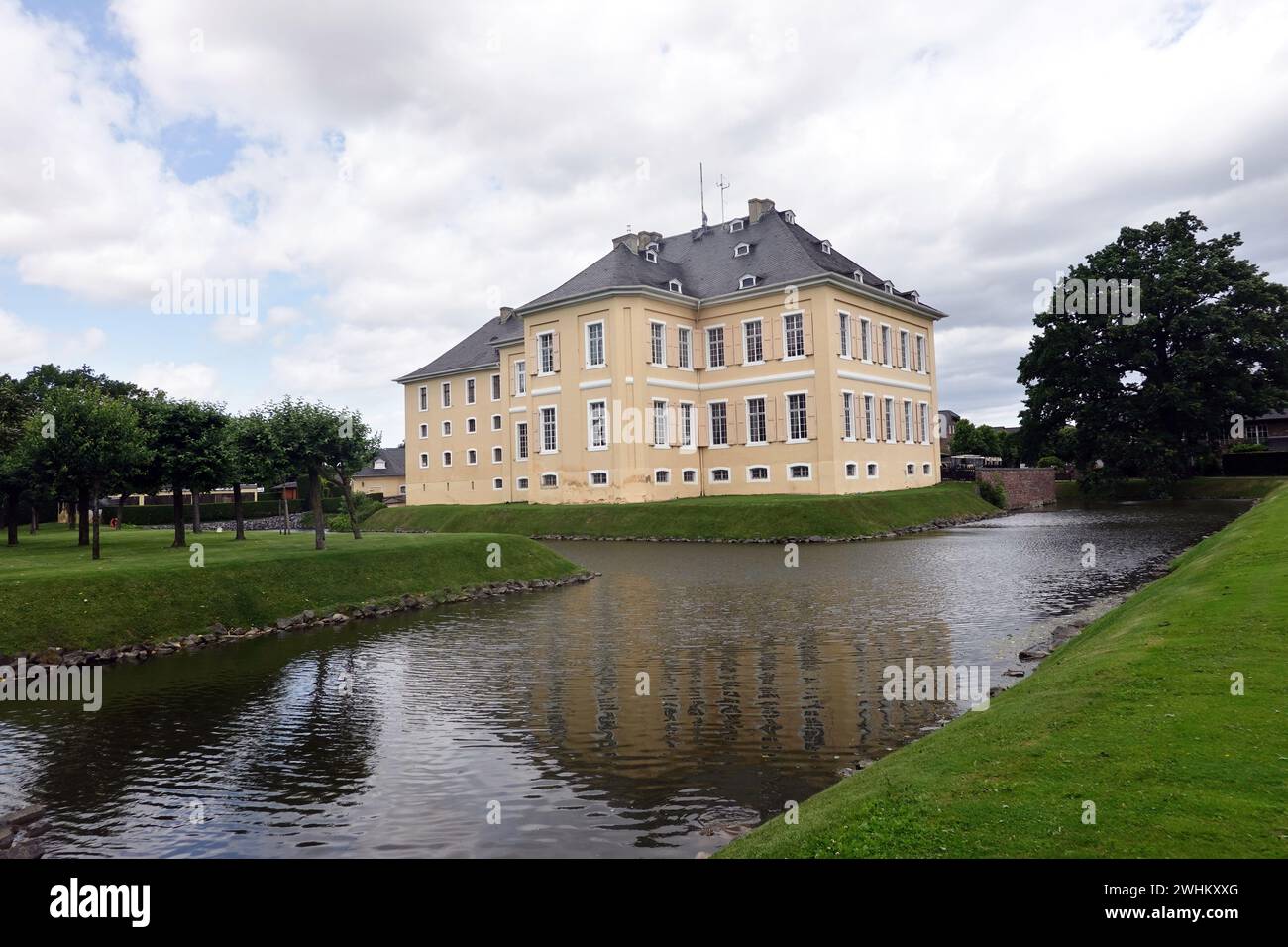 Miel Castle, baroque castle with golf course Stock Photo - Alamy