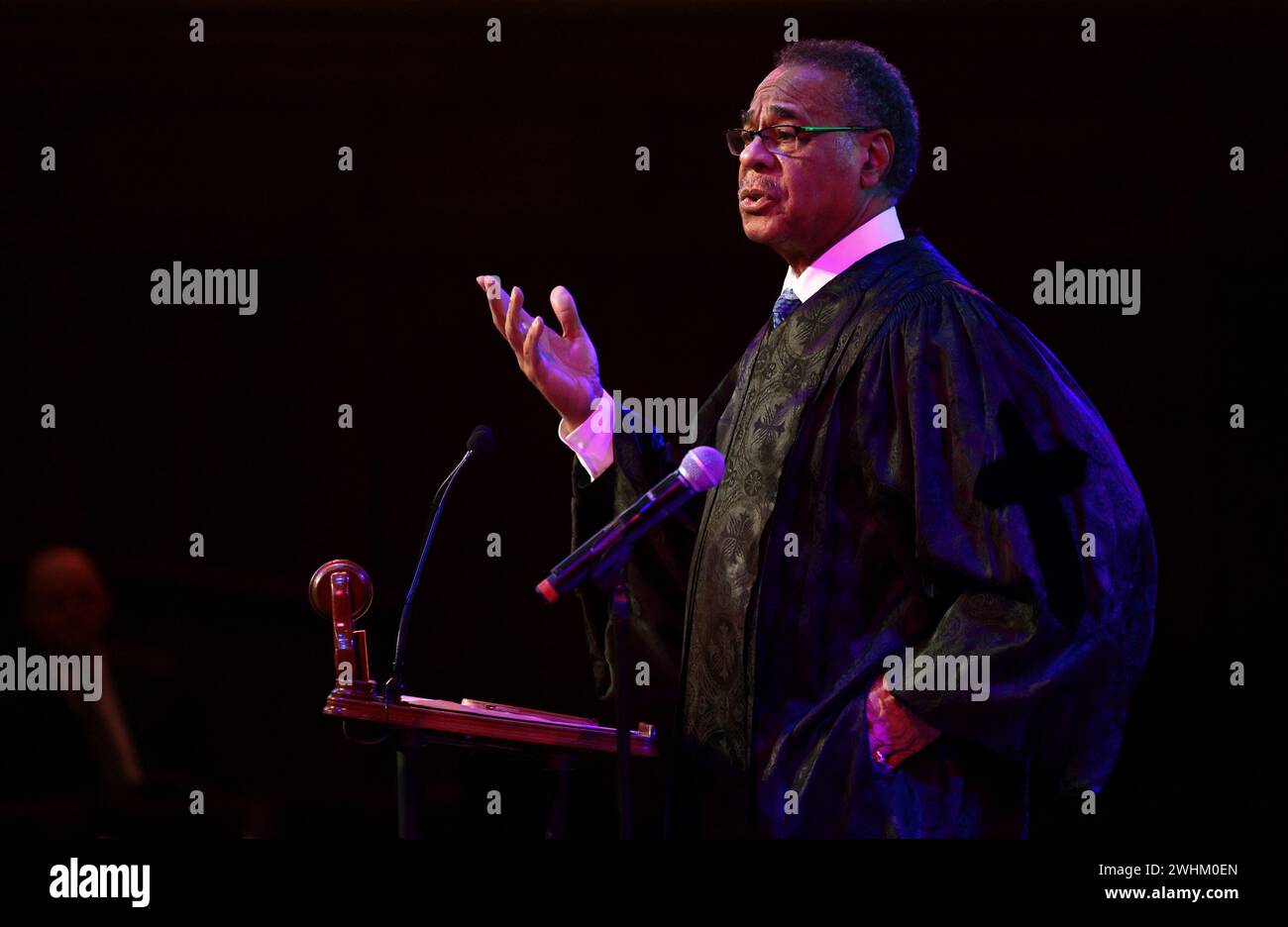 The Rev. Emanuel Cleaver II, of Kansas City, speaks during a memorial ...