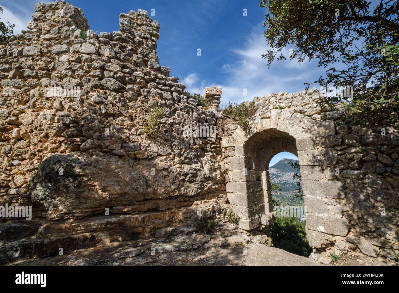 Landscape with fortified castle hi-res stock photography and images - Alamy