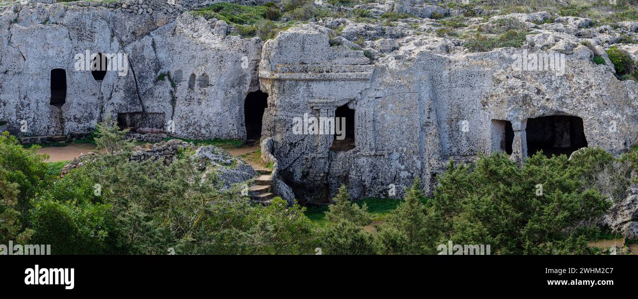 Prehistoric necropolis hi-res stock photography and images - Alamy
