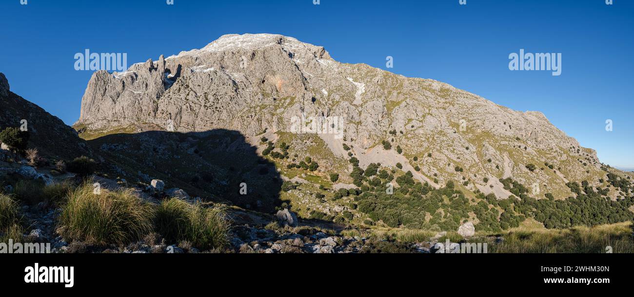 Saw of tramuntana hi-res stock photography and images - Alamy
