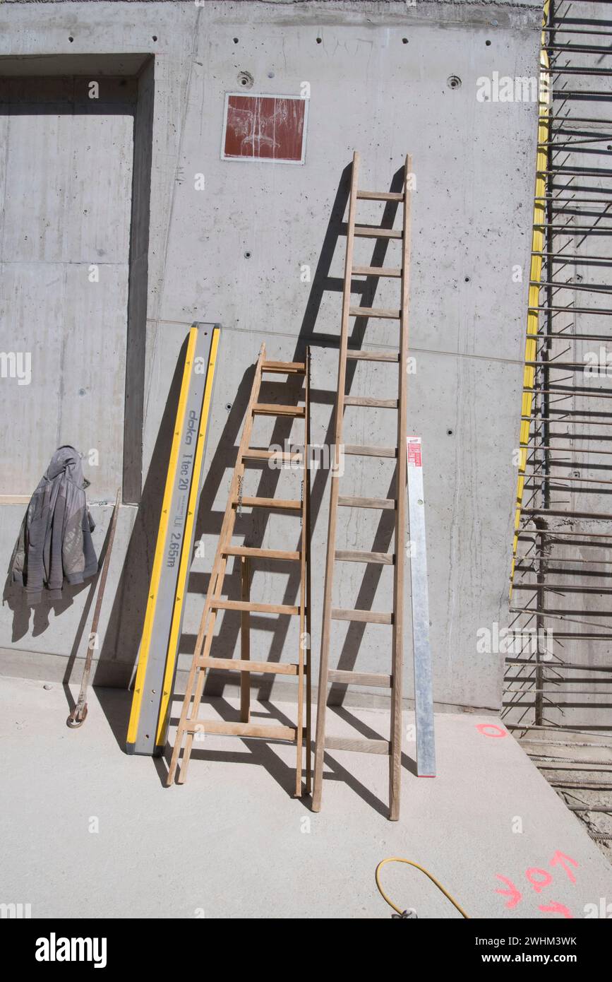 Step ladder accident hi-res stock photography and images - Alamy
