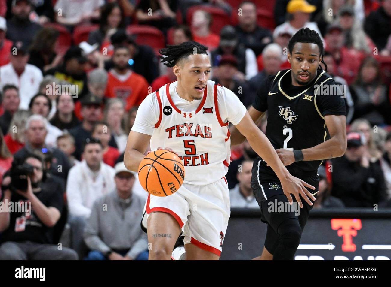 Texas Tech guard Darrion Williams (5) brings the ball up court against ...