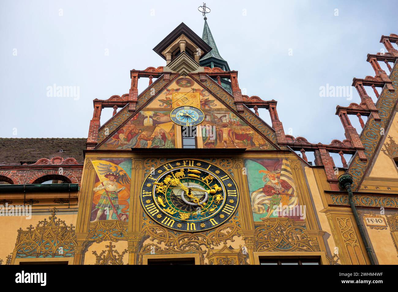 Monument clock towers hi-res stock photography and images - Alamy