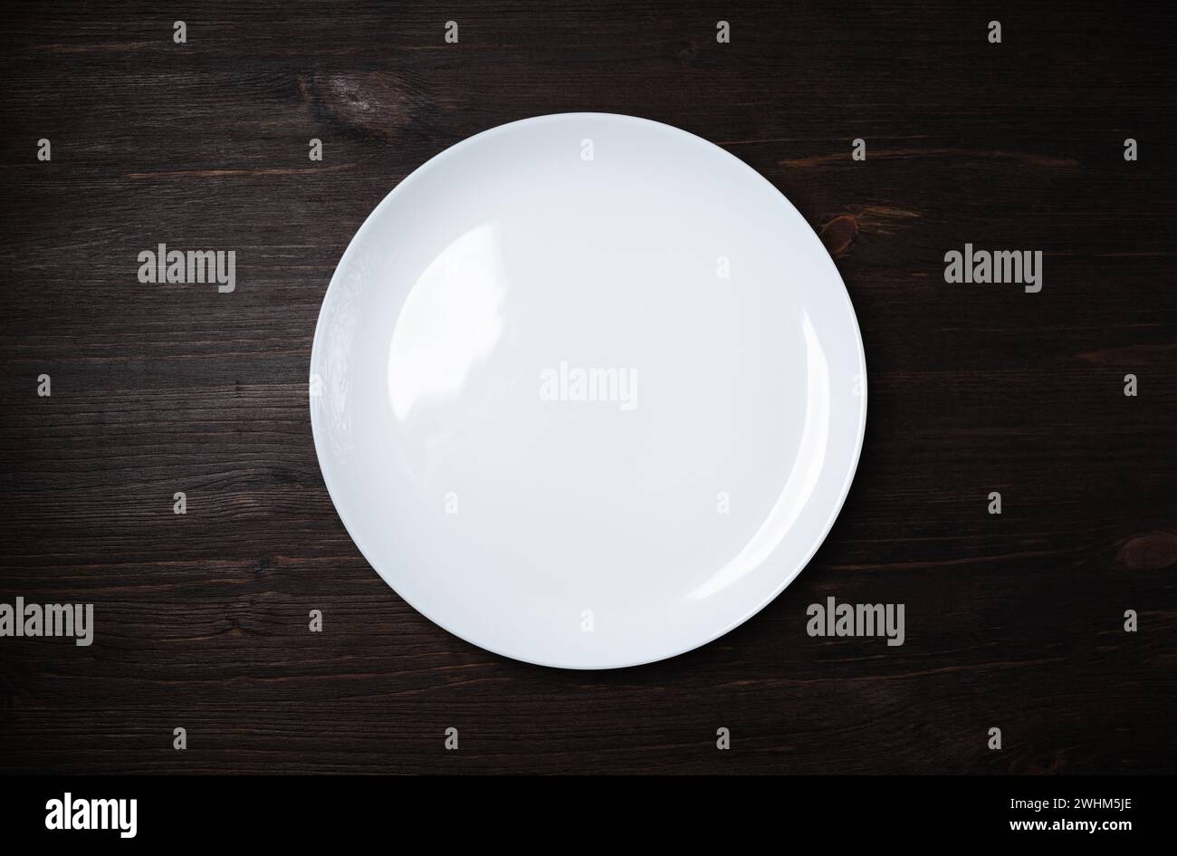 Blank dish hi-res stock photography and images - Alamy