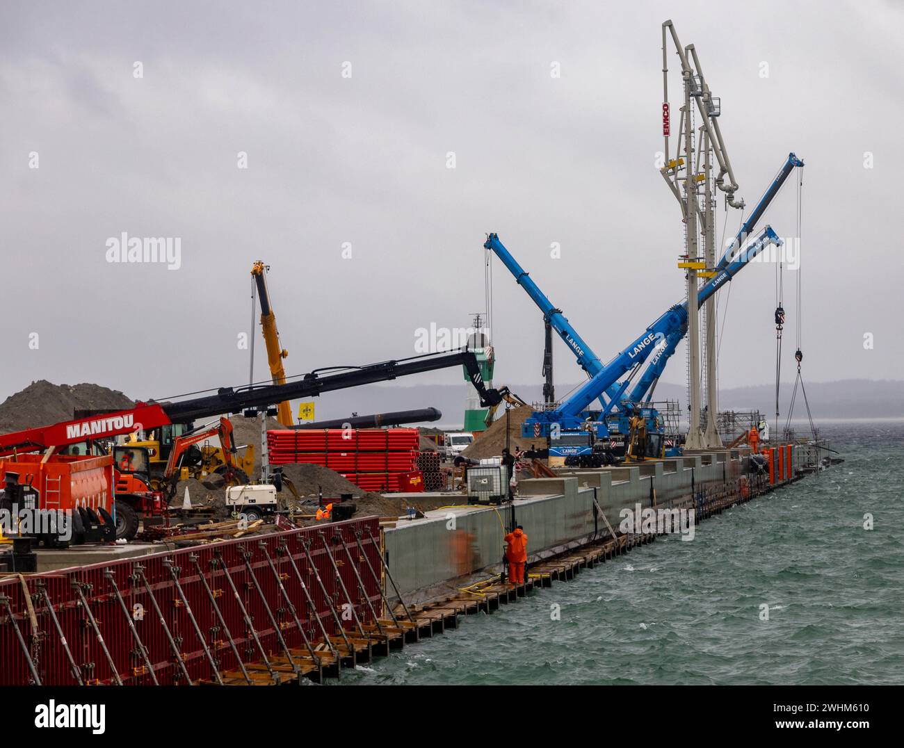 Baustelle LNG-Terminal auf Ruegen Im Hafen Mukran Landkreis Vorpommern ...