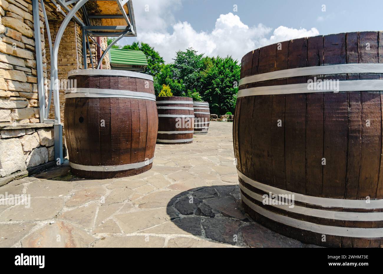 Wooden barrels with rum hi-res stock photography and images - Alamy