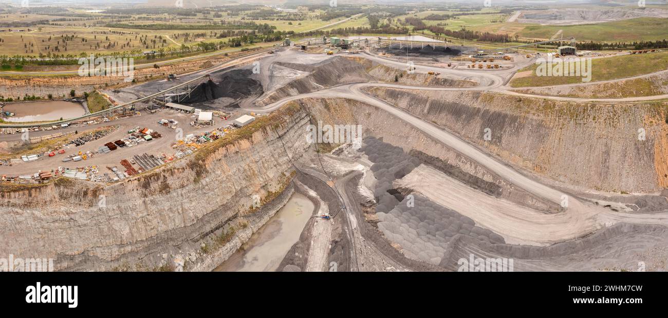 Ashton coal mine hi-res stock photography and images - Alamy