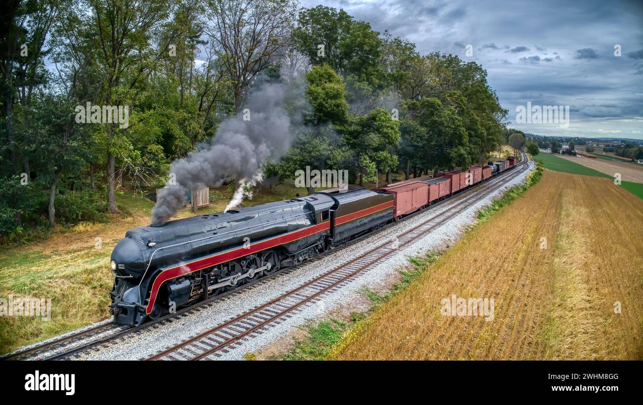 Streamlined steam locomotive hi-res stock photography and images - Alamy