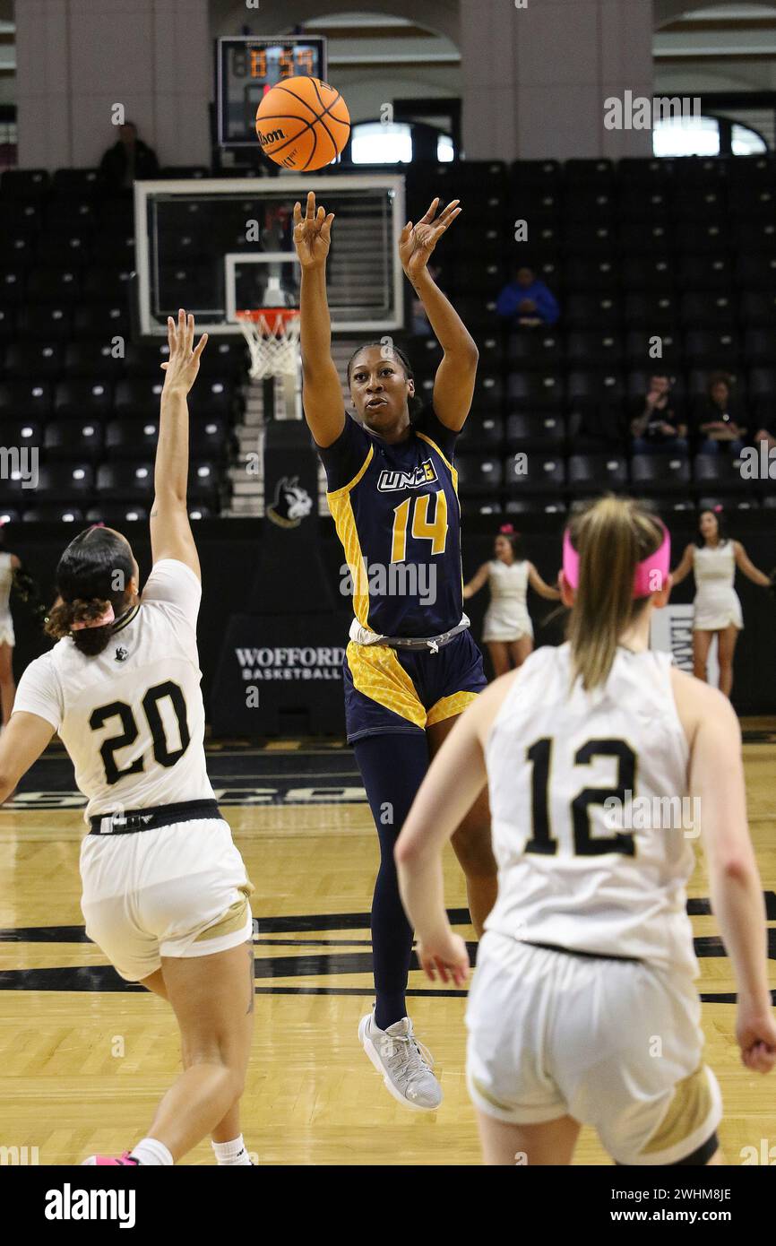 SPARTANBURG, SC - FEBRUARY 10: UNC Greensboro Spartans guard Kennedy ...
