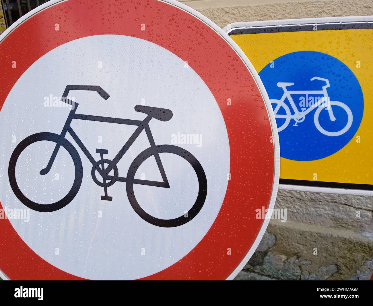 Feature symbol image hi-res stock photography and images - Alamy