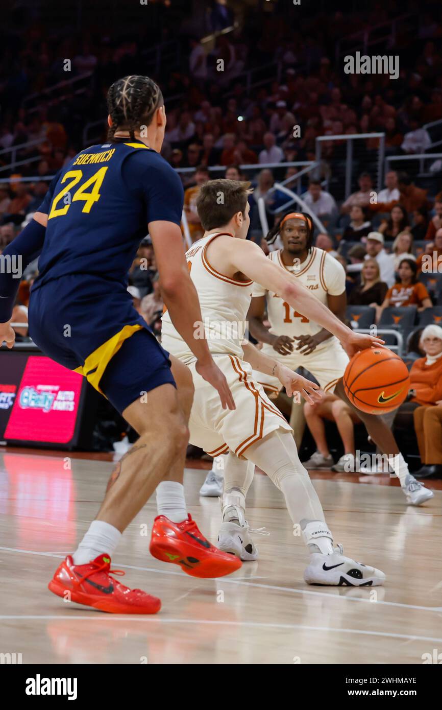 AUSTIN, TX - FEBRUARY 10: Texas Longhorns guard Gavin Perryman (13 ...