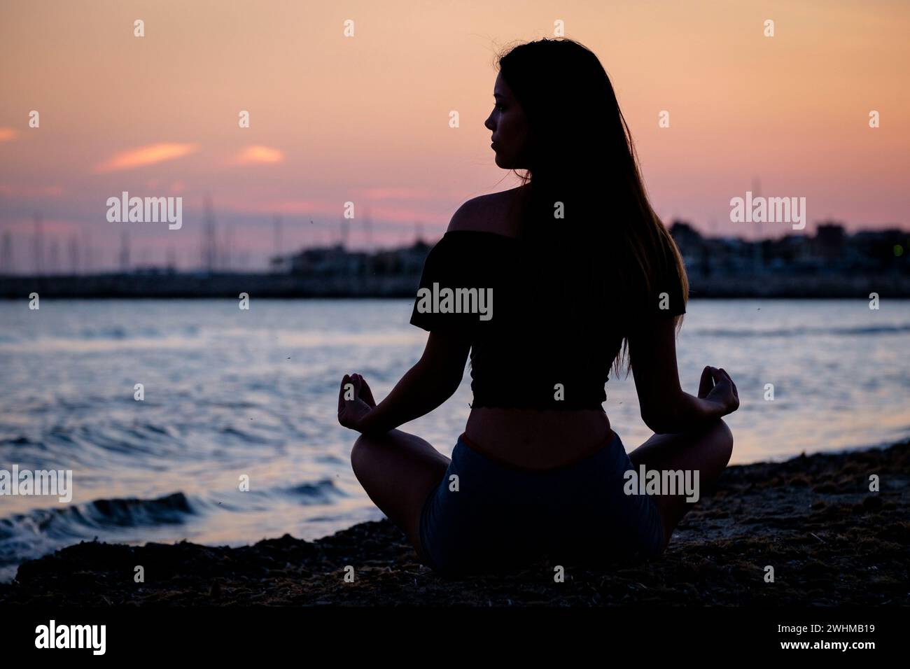 Estiramiento progresivo hi-res stock photography and images - Alamy