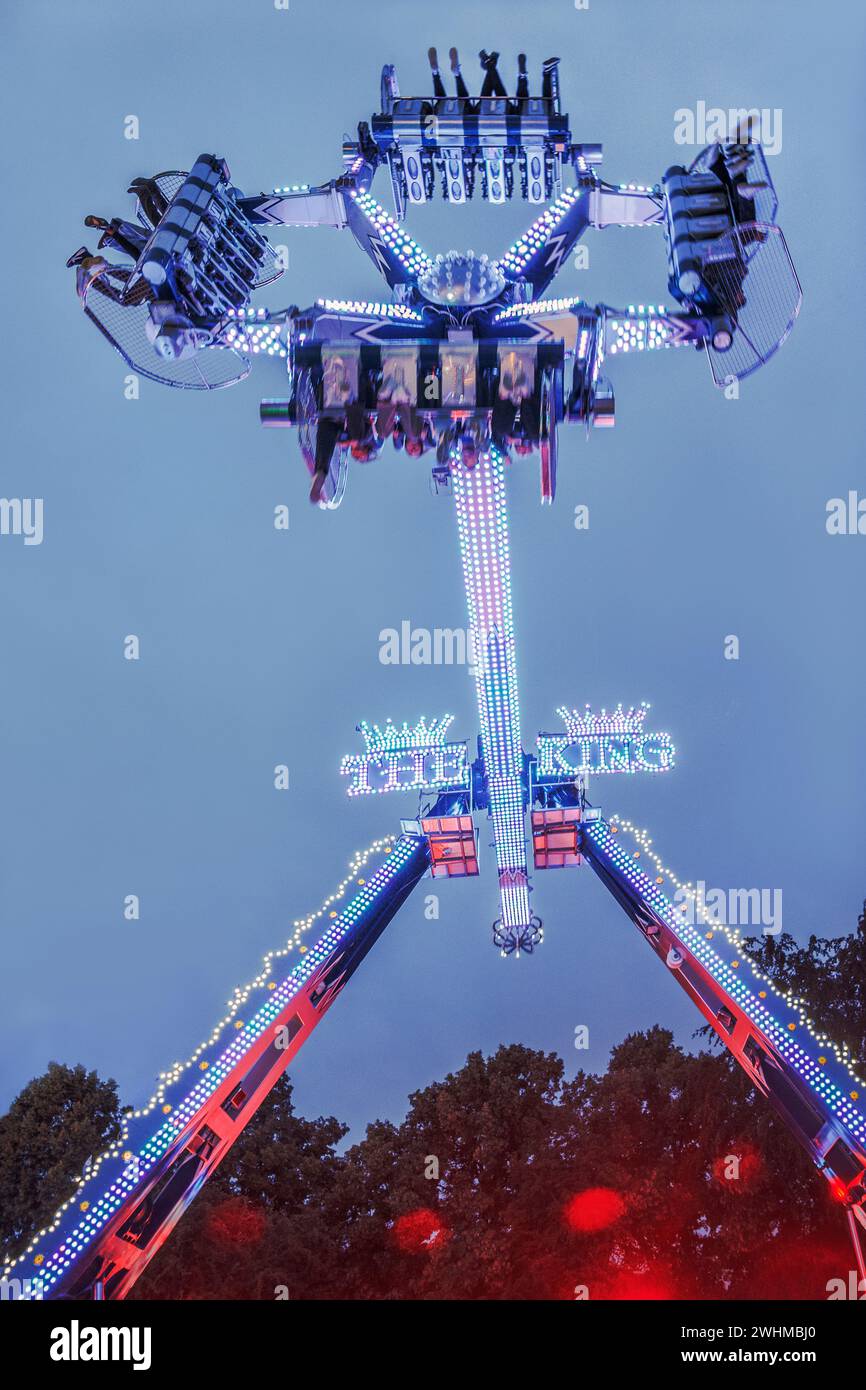 Ride king hi-res stock photography and images - Alamy