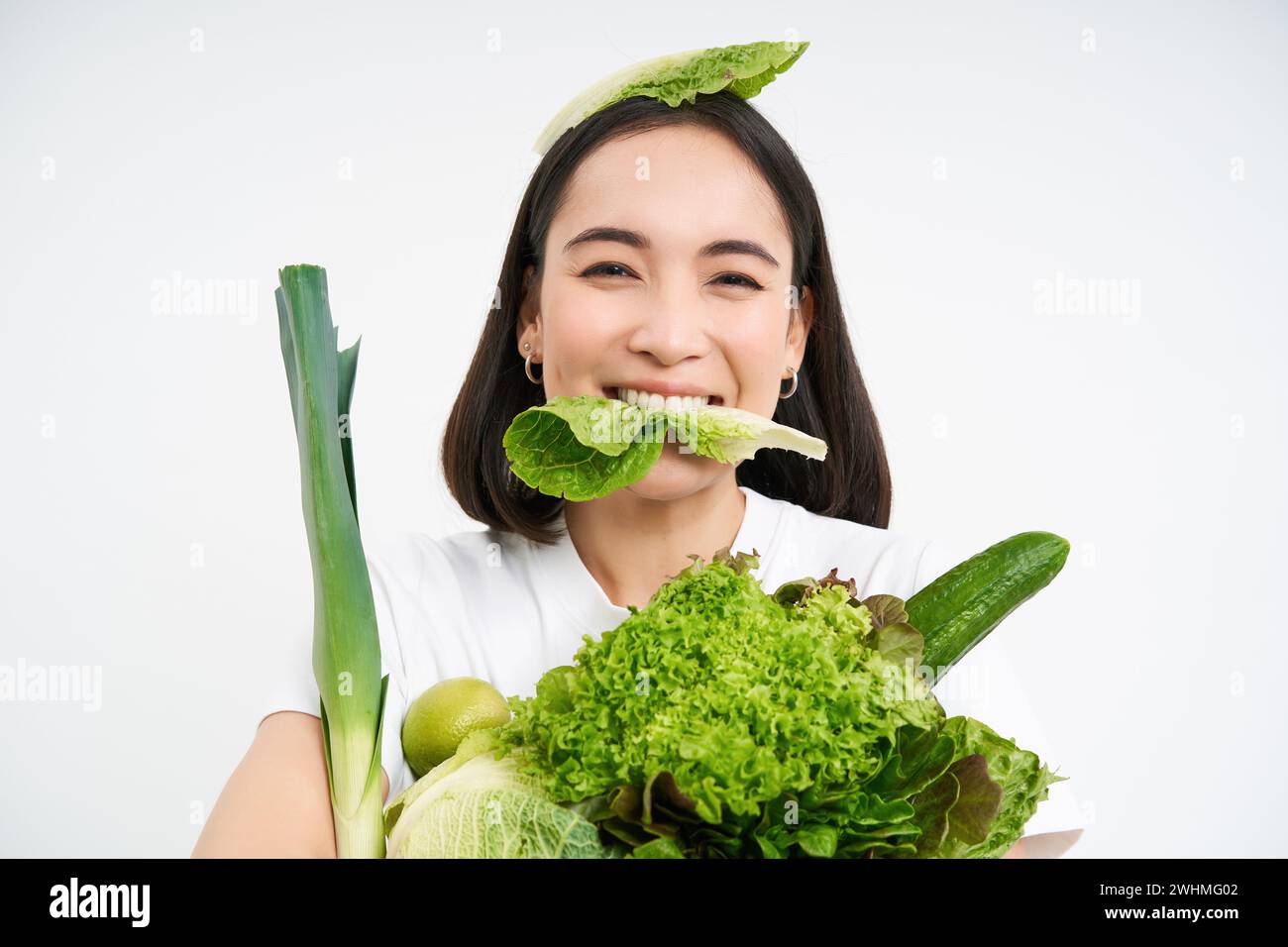 Korean paper craft hi-res stock photography and images - Alamy