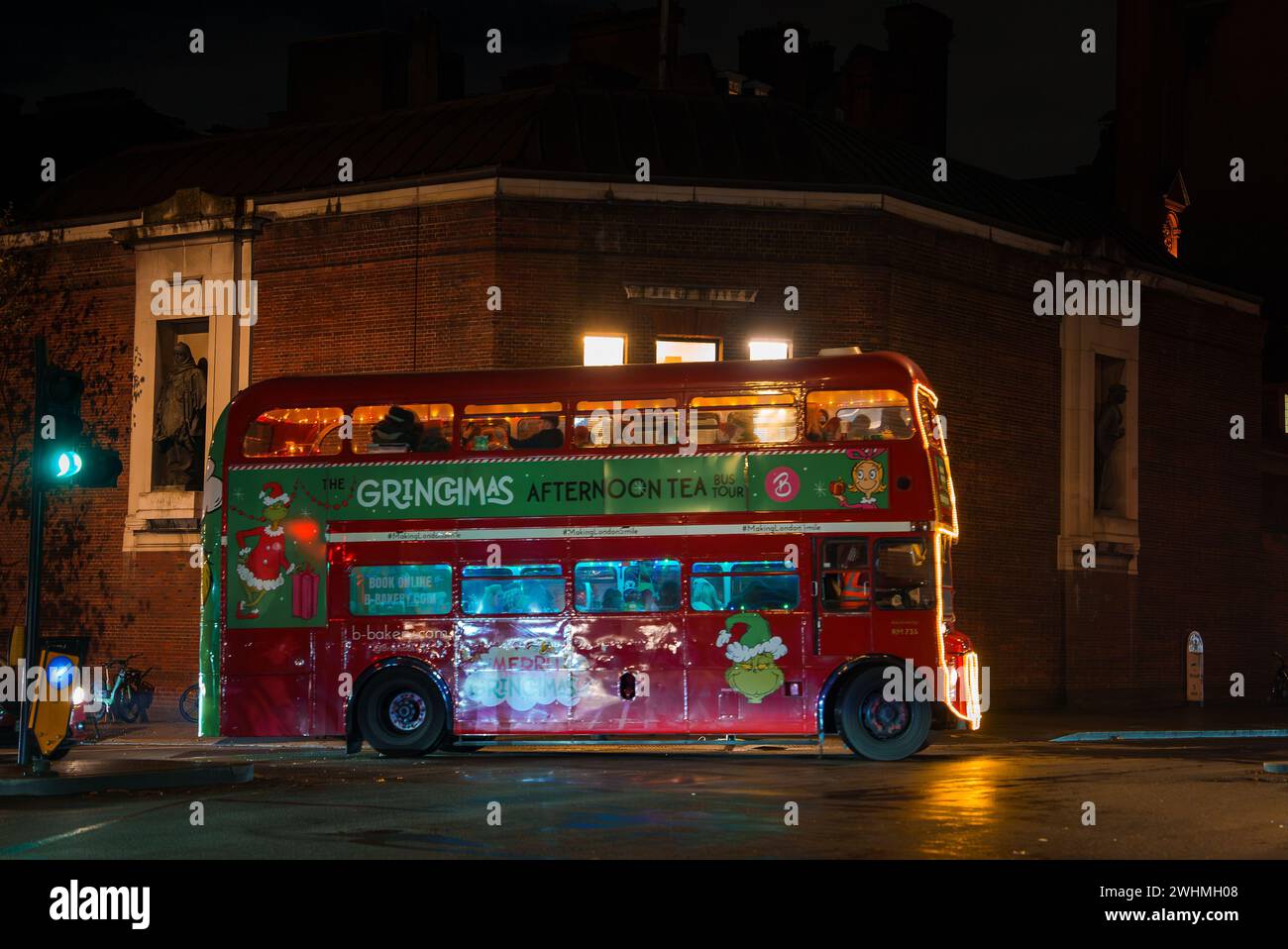 The grinch hi-res stock photography and images - Alamy