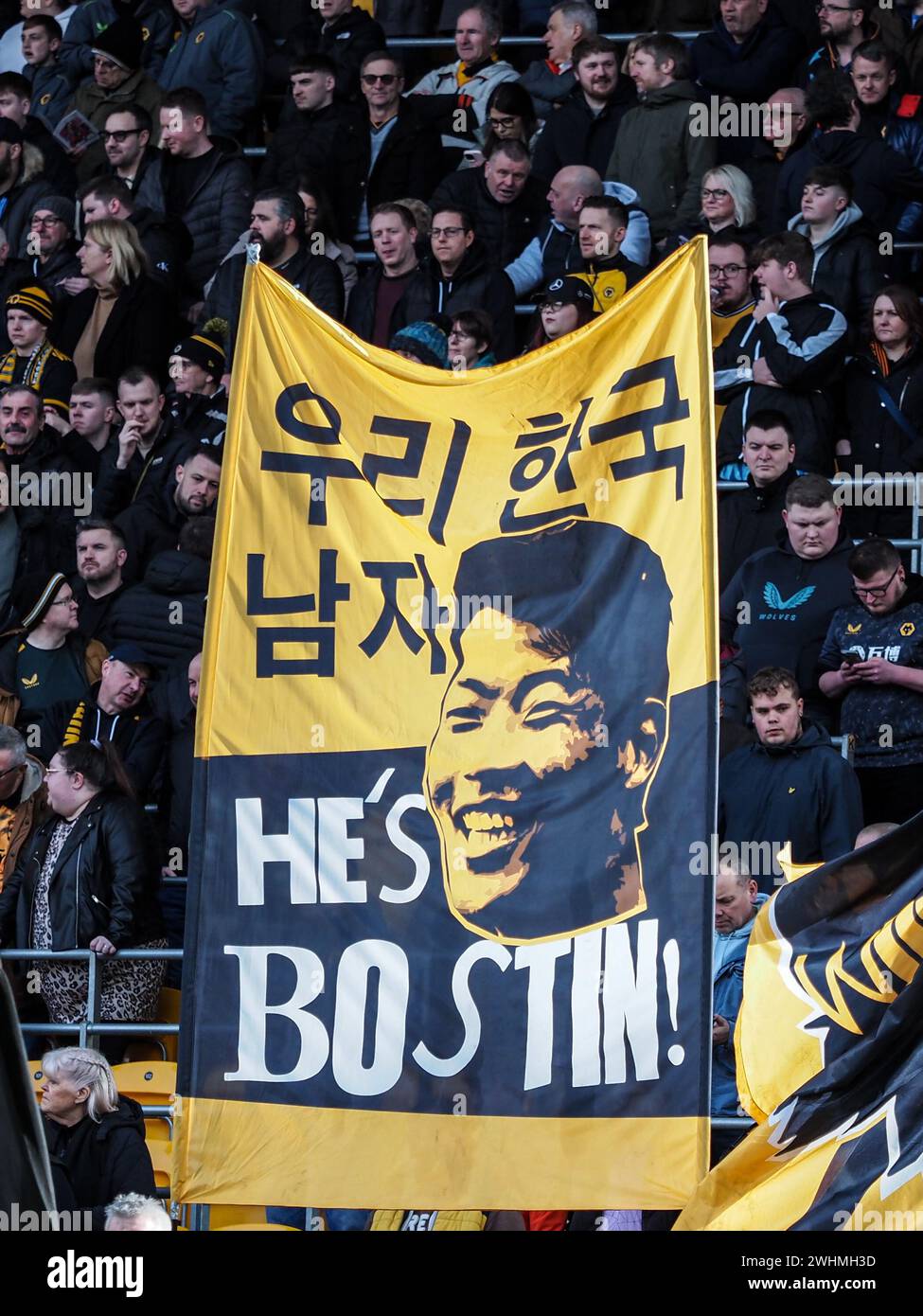 Wolverhampton wanderers hee chan hwang hi-res stock photography and ...