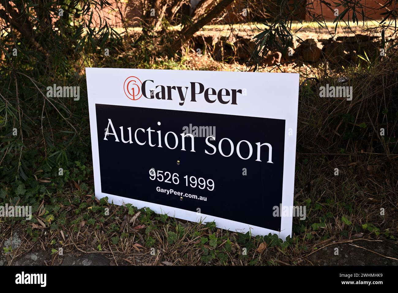 Auction soon hi-res stock photography and images - Alamy