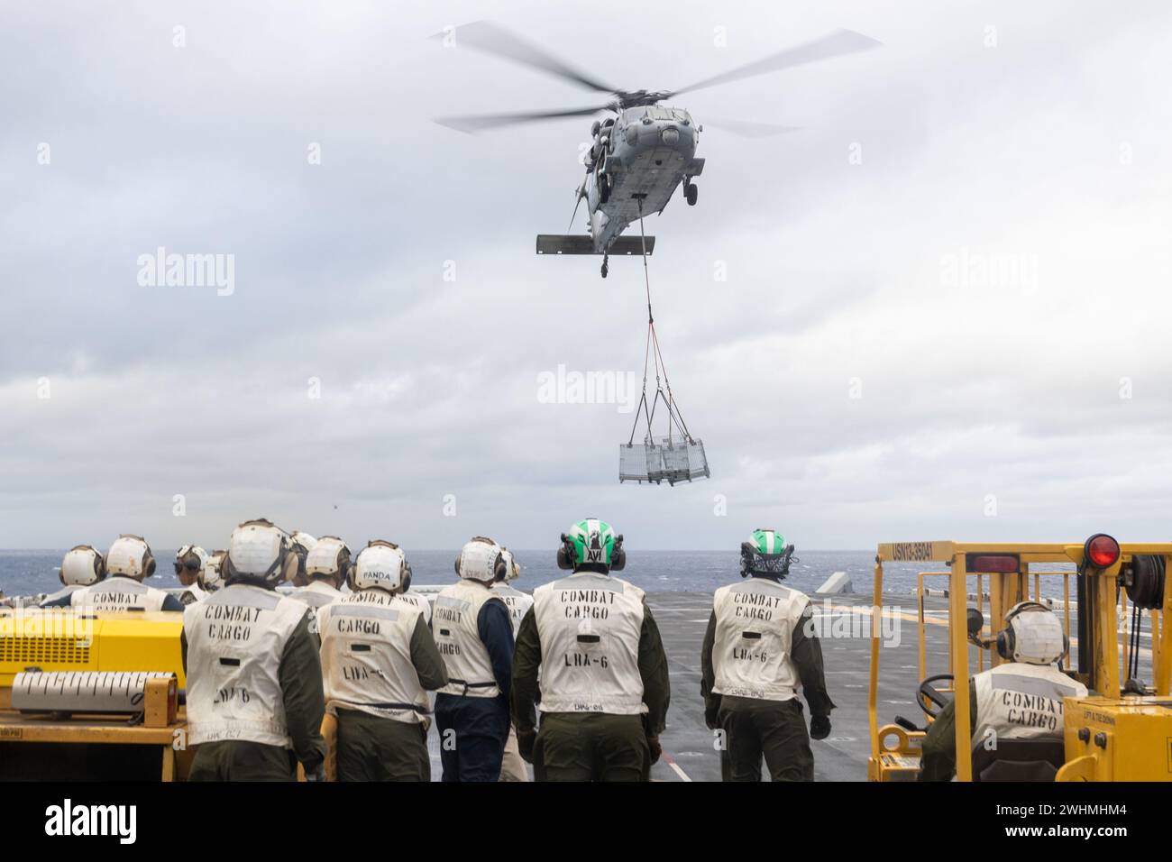 U.S. Marines with the 31st Marine Expeditionary Unit and U.S. Navy ...