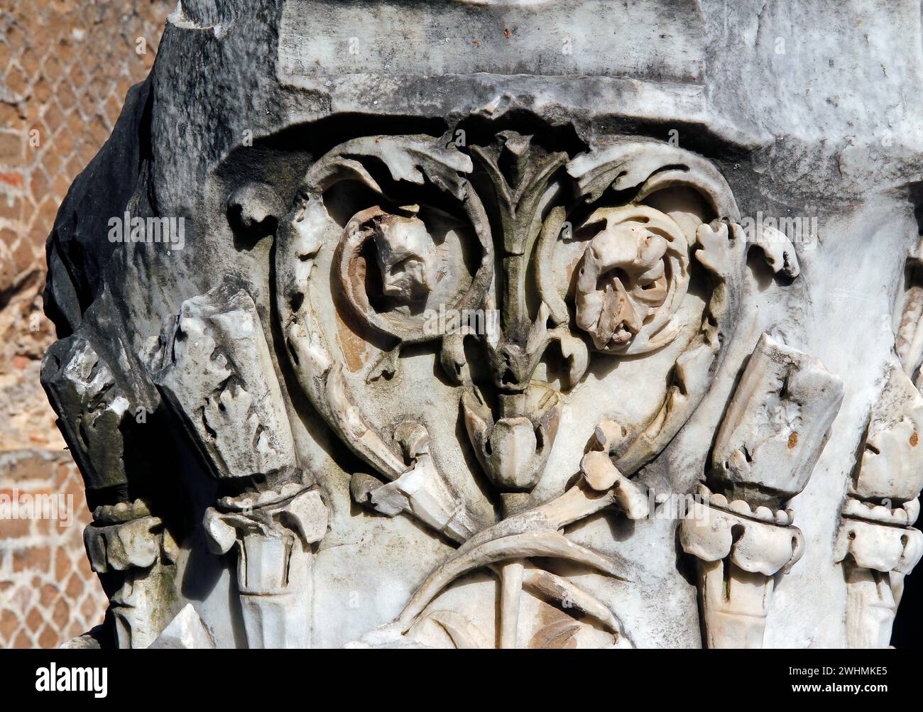 Column head, Fragment Stock Photo - Alamy