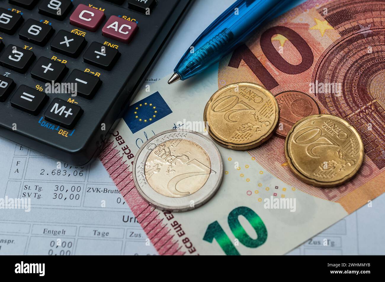 Minimum wage â‚¬12.41 from 01.01.2024 in Germany Stock Photo - Alamy