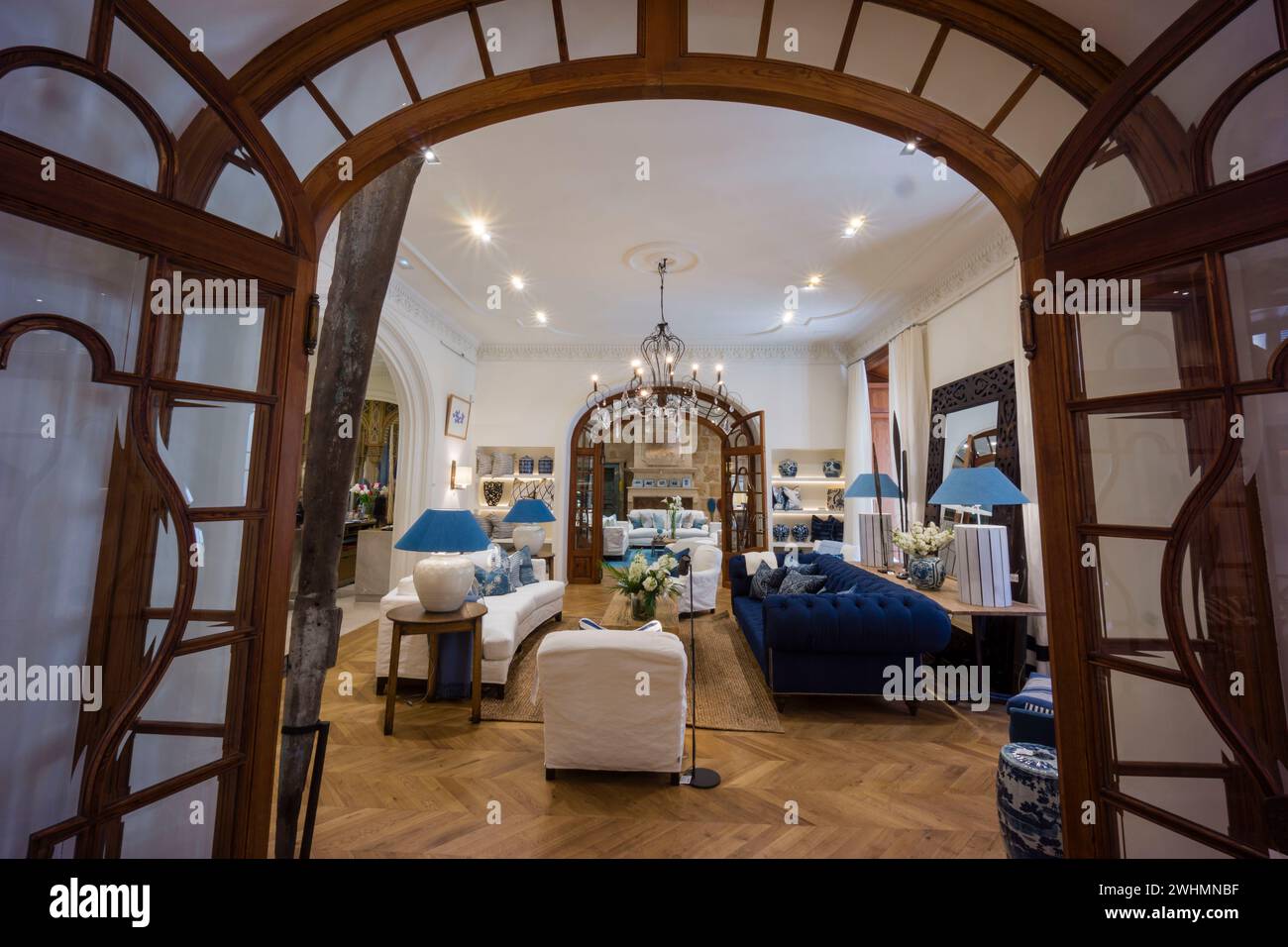 Rialto cinema interior hi-res stock photography and images - Alamy