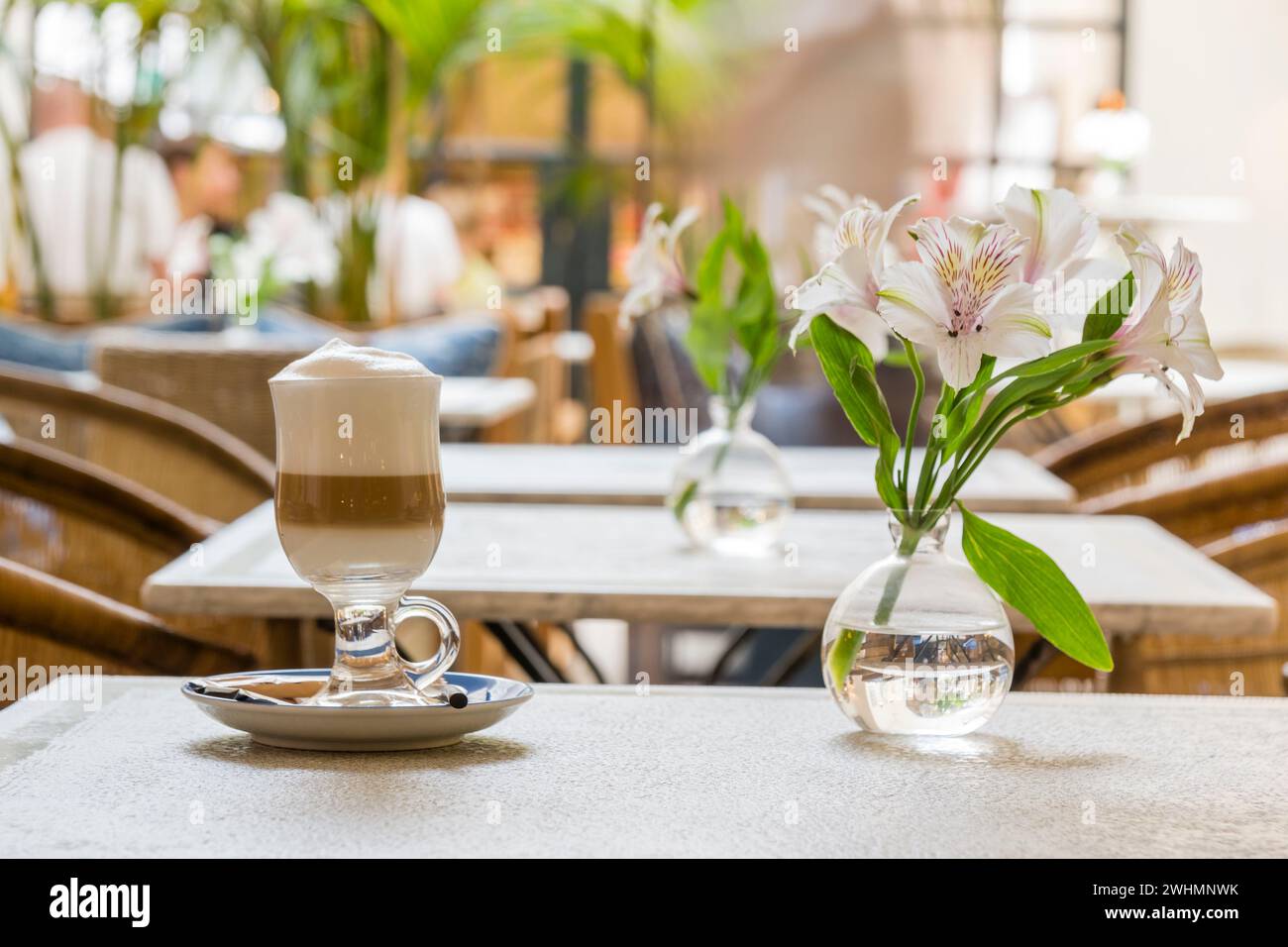 Rialto cinema interior hi-res stock photography and images - Alamy