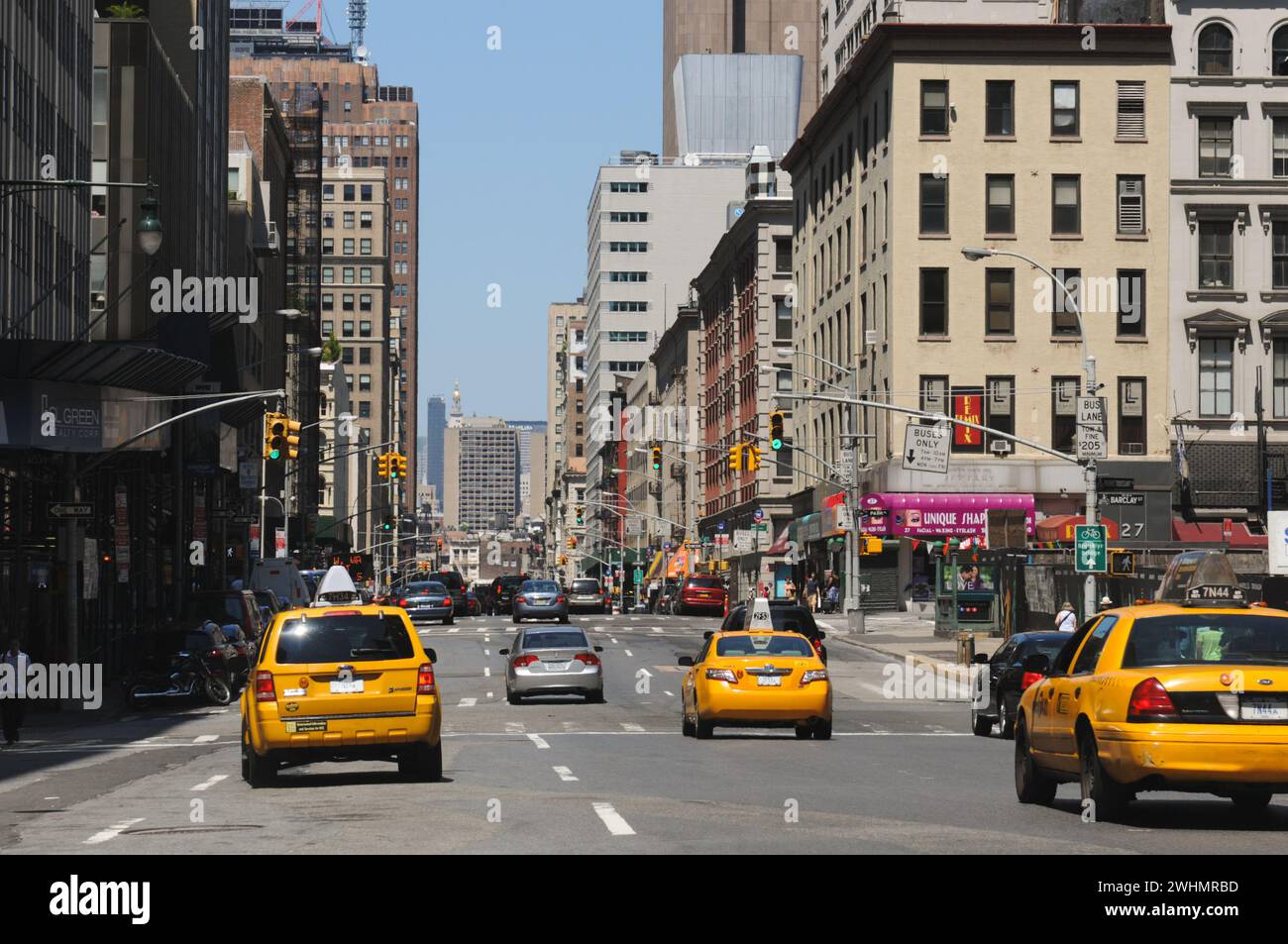 Busy streets new york on hi-res stock photography and images - Alamy