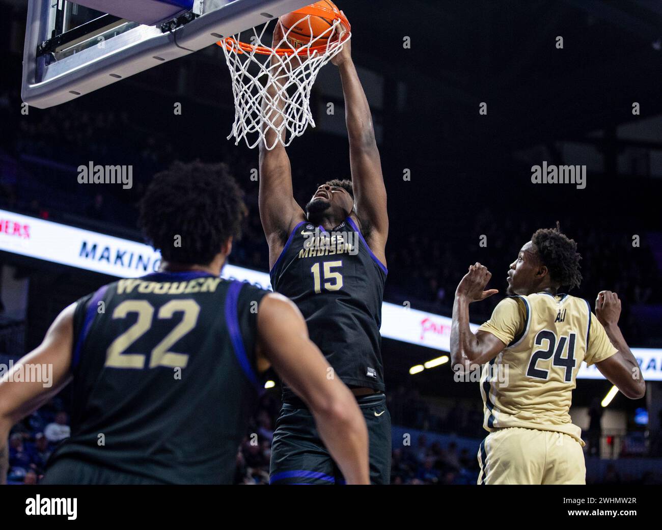 James Madison forward Jaylen Carey (15) goes up for a dunk against ...