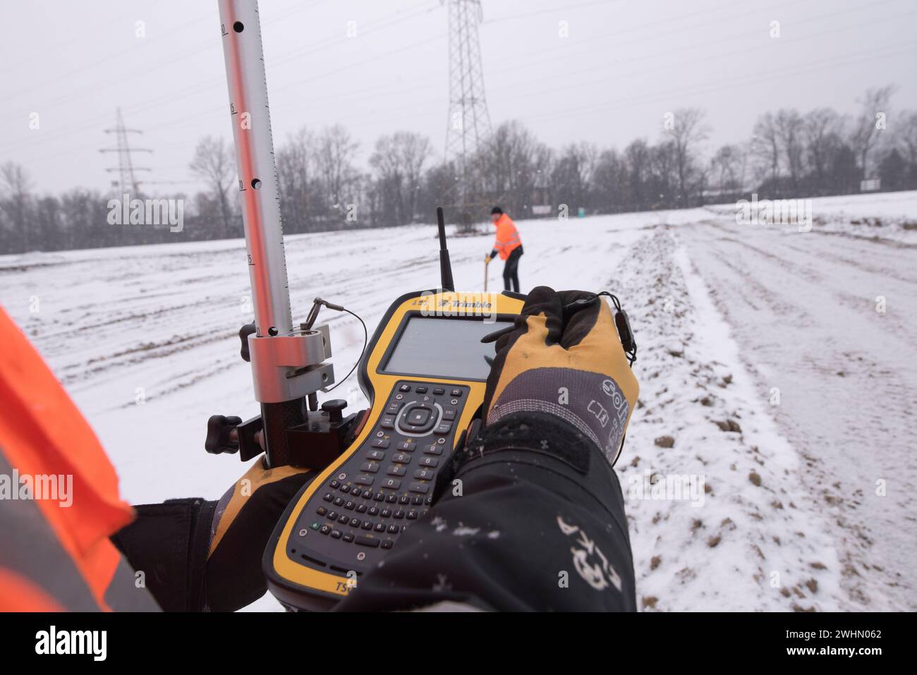 Surveying technology in the construction industry Stock Photo - Alamy