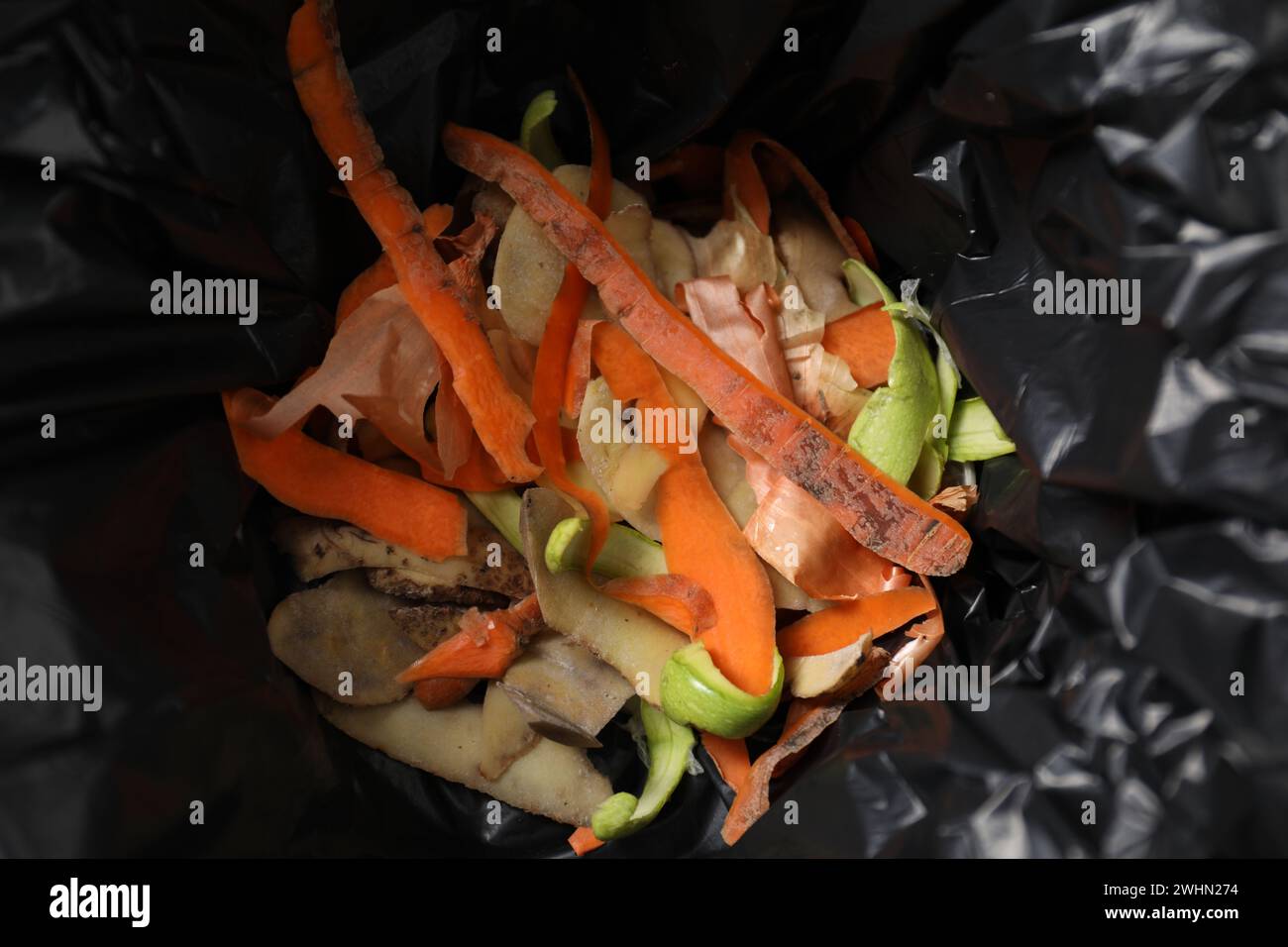 Fresh garbage hi-res stock photography and images - Alamy