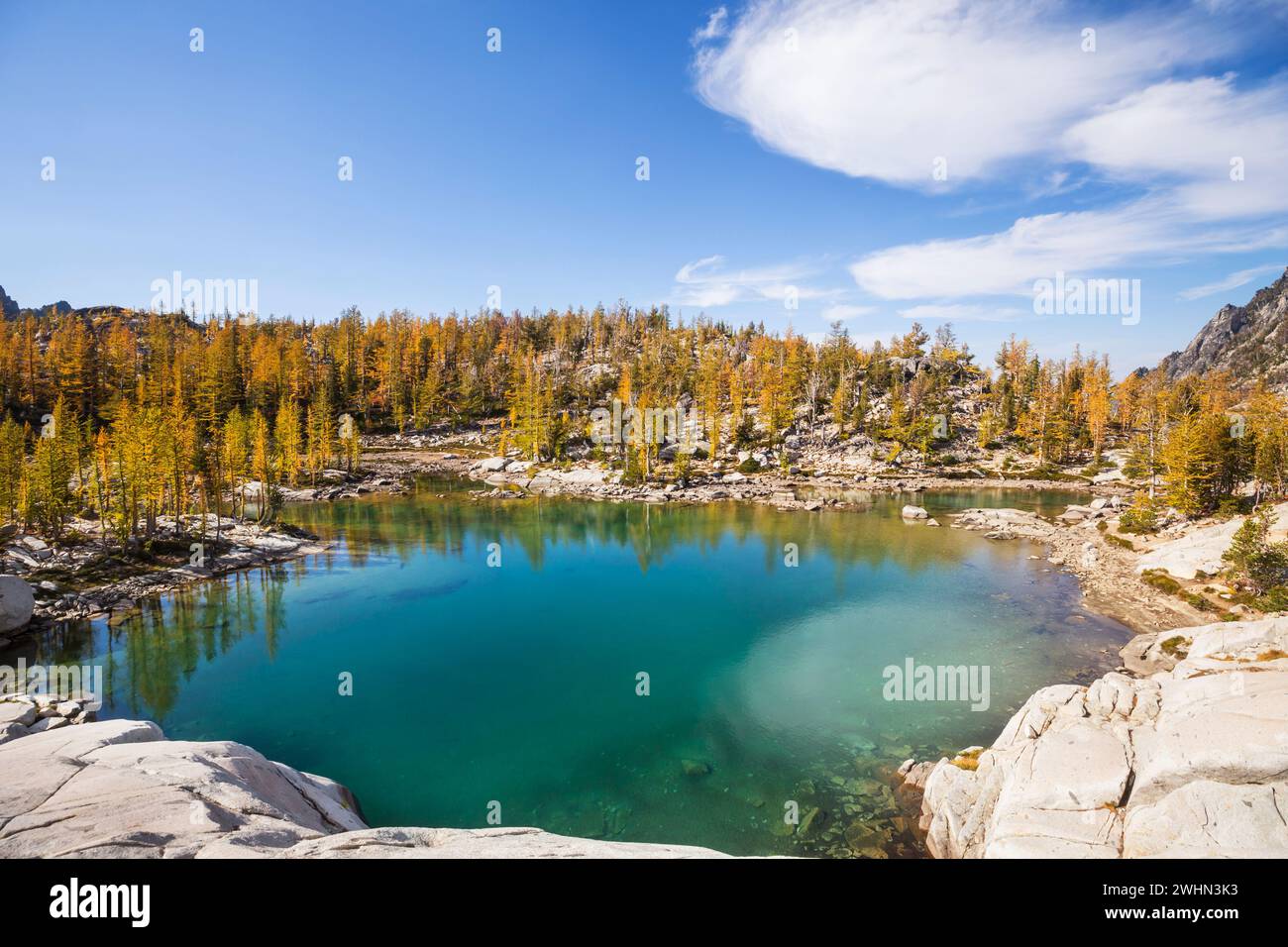 Der Lake Viviane in den Enchantments, Alpine Lakes Wilderness ...