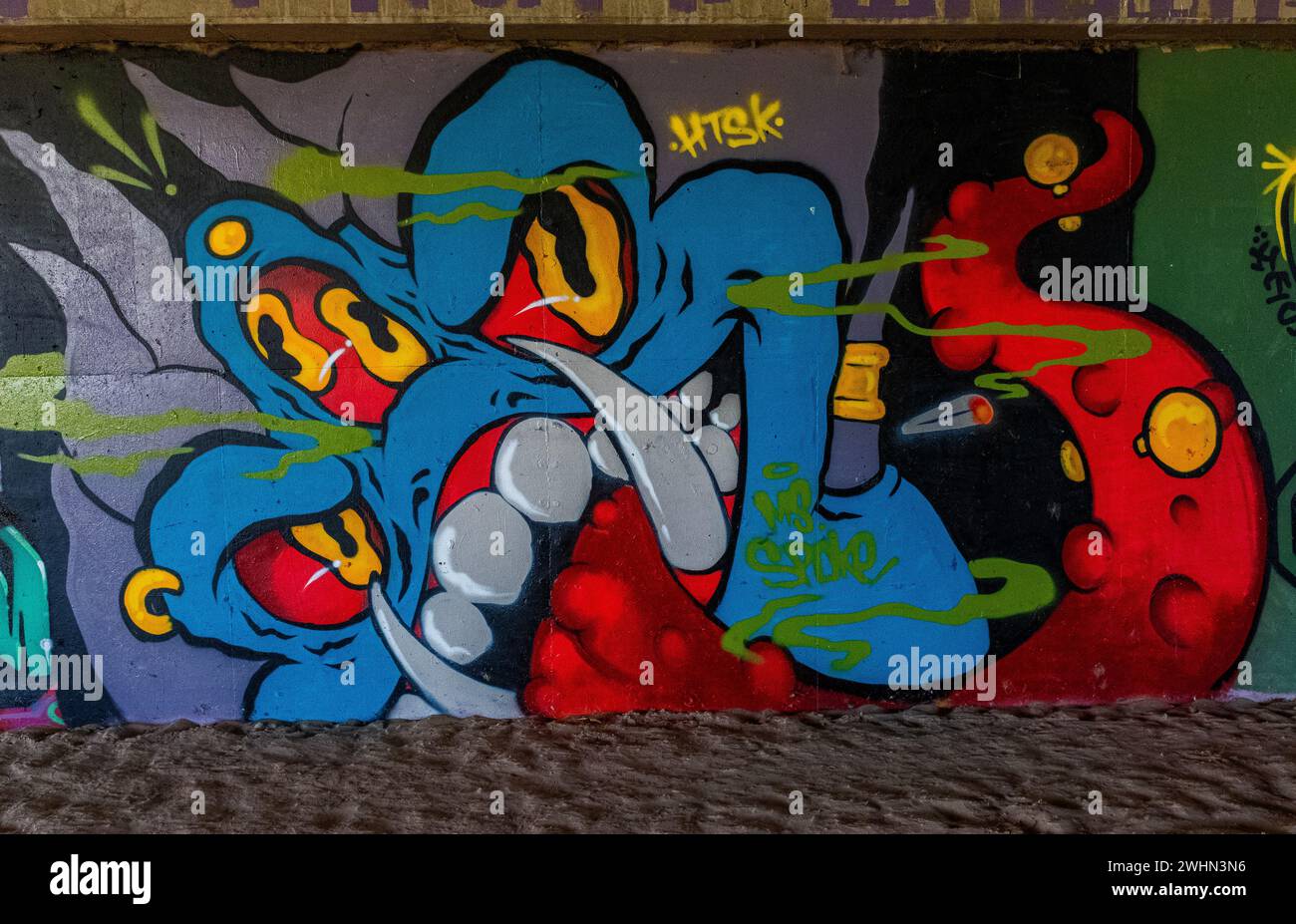 Street graffiti in albuquerque hi-res stock photography and images - Alamy