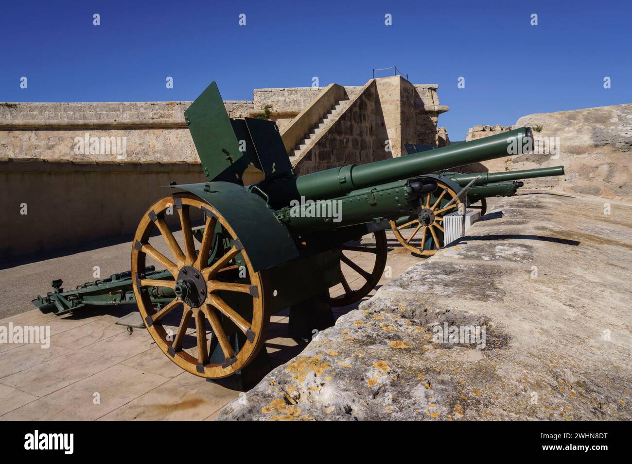 Cannon antigua hi-res stock photography and images - Alamy