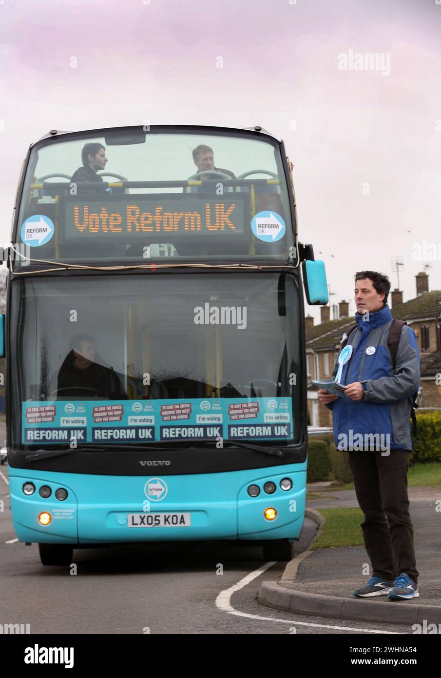 Wellingborough, UK. 10th Feb, 2024. The Reform UK battle bus waits on a ...