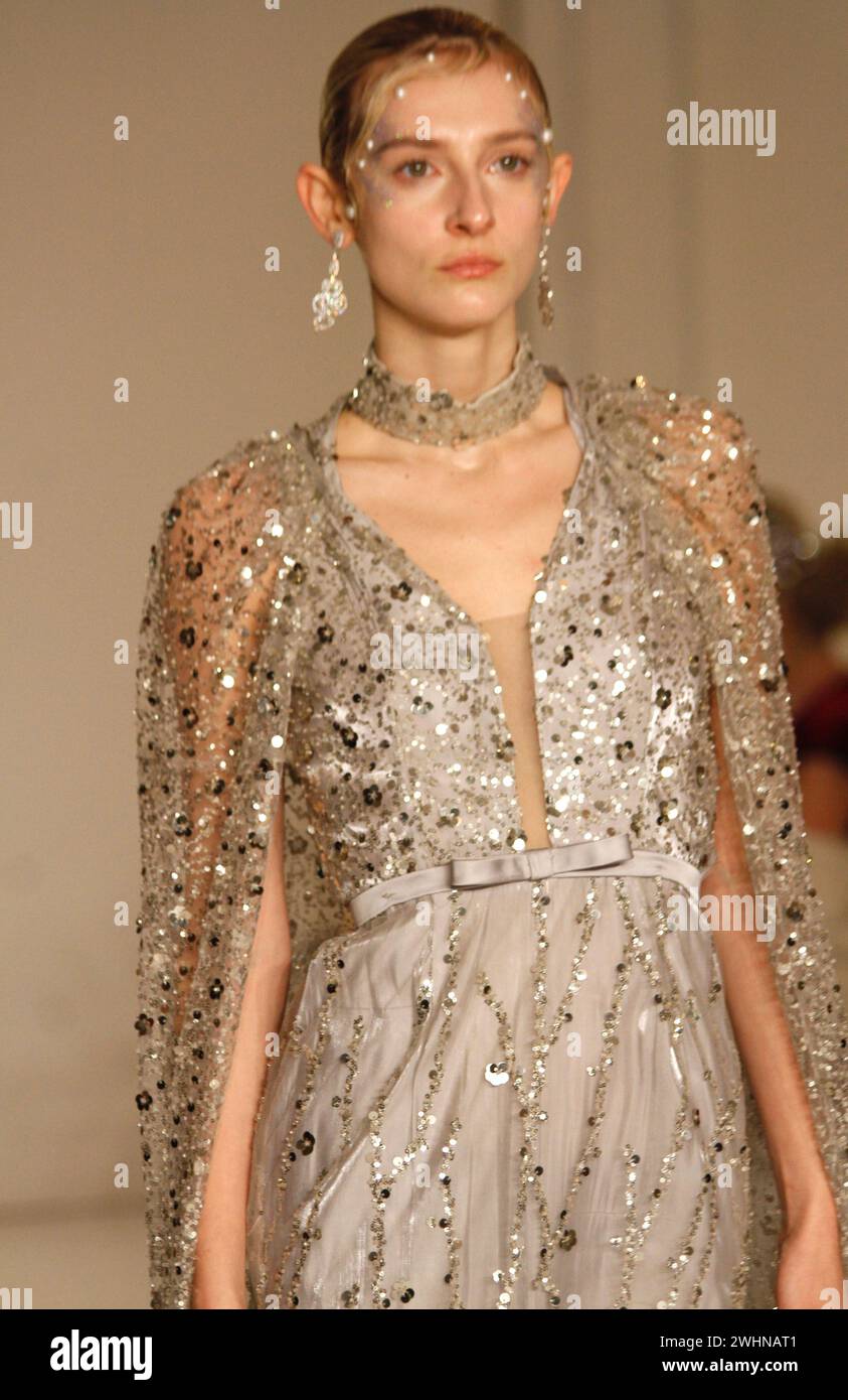 Nyfw fall winter 2024 2025 hi-res stock photography and images - Alamy