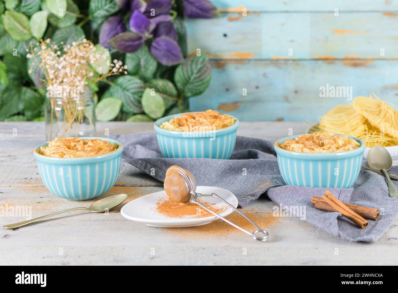 Aletria vermicelli pudding hi-res stock photography and images - Alamy