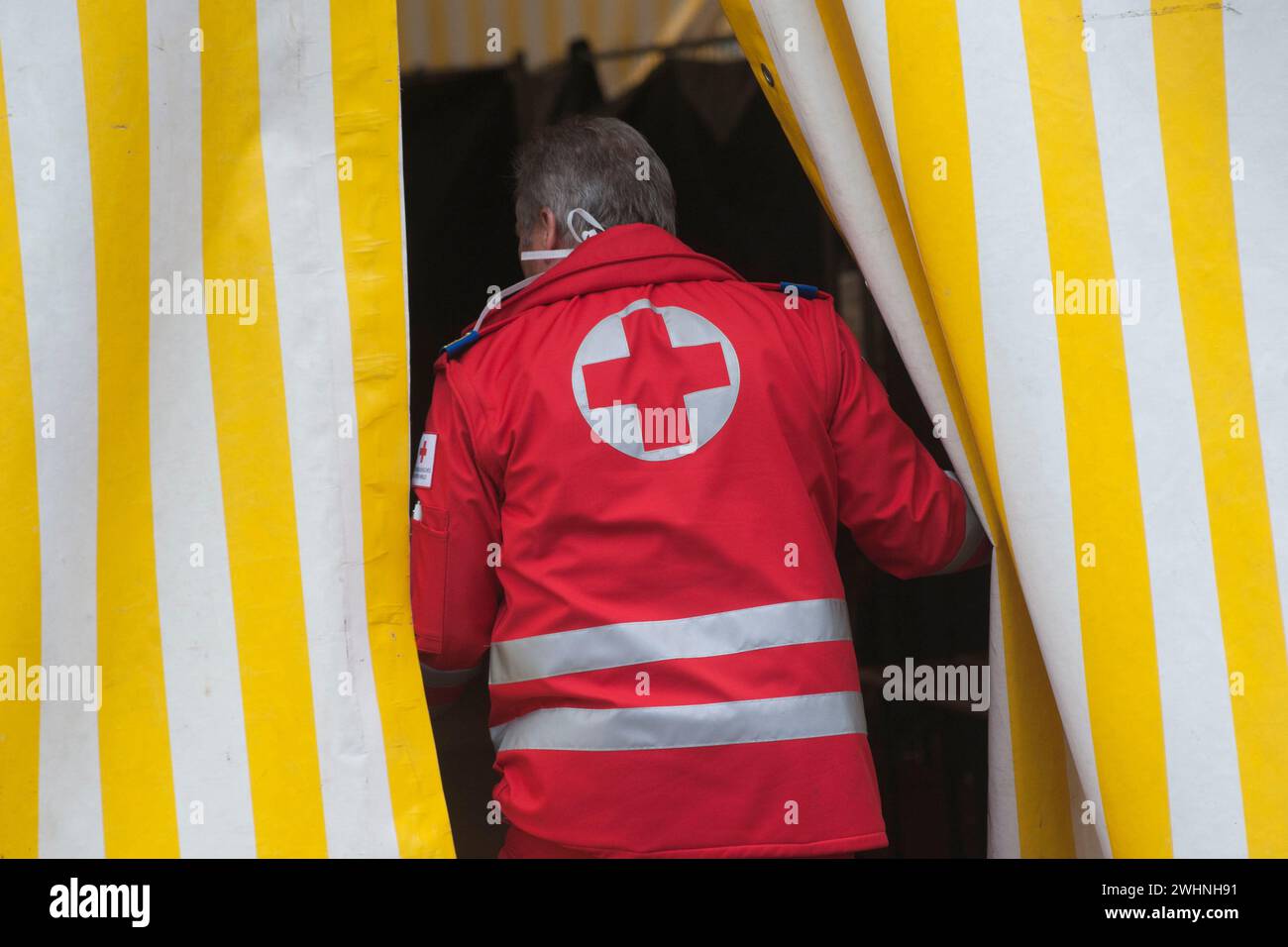 Red cross logo or symbol Stock Photo - Alamy