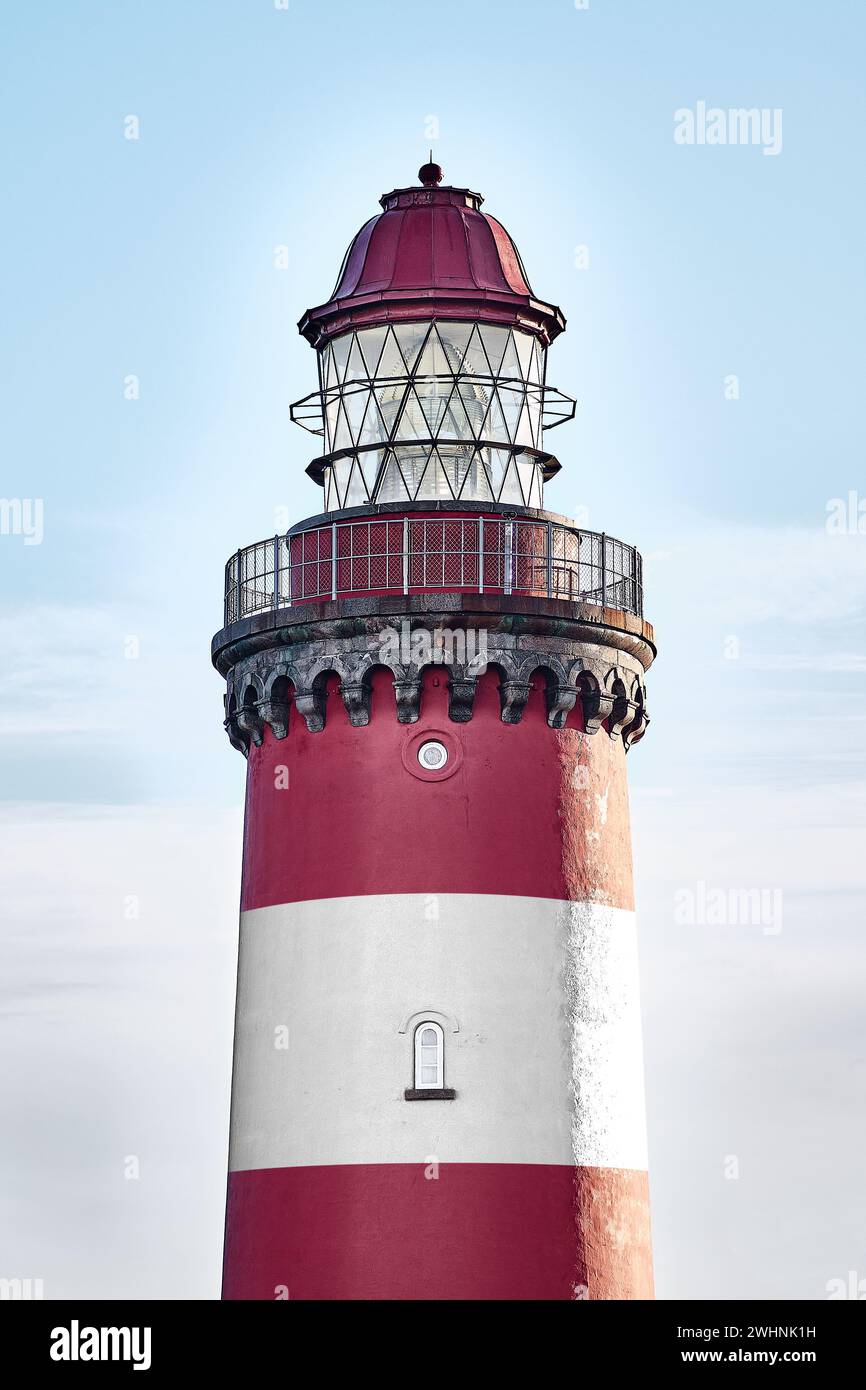 Red and white Lighthouse at the north sea coast Stock Photo - Alamy