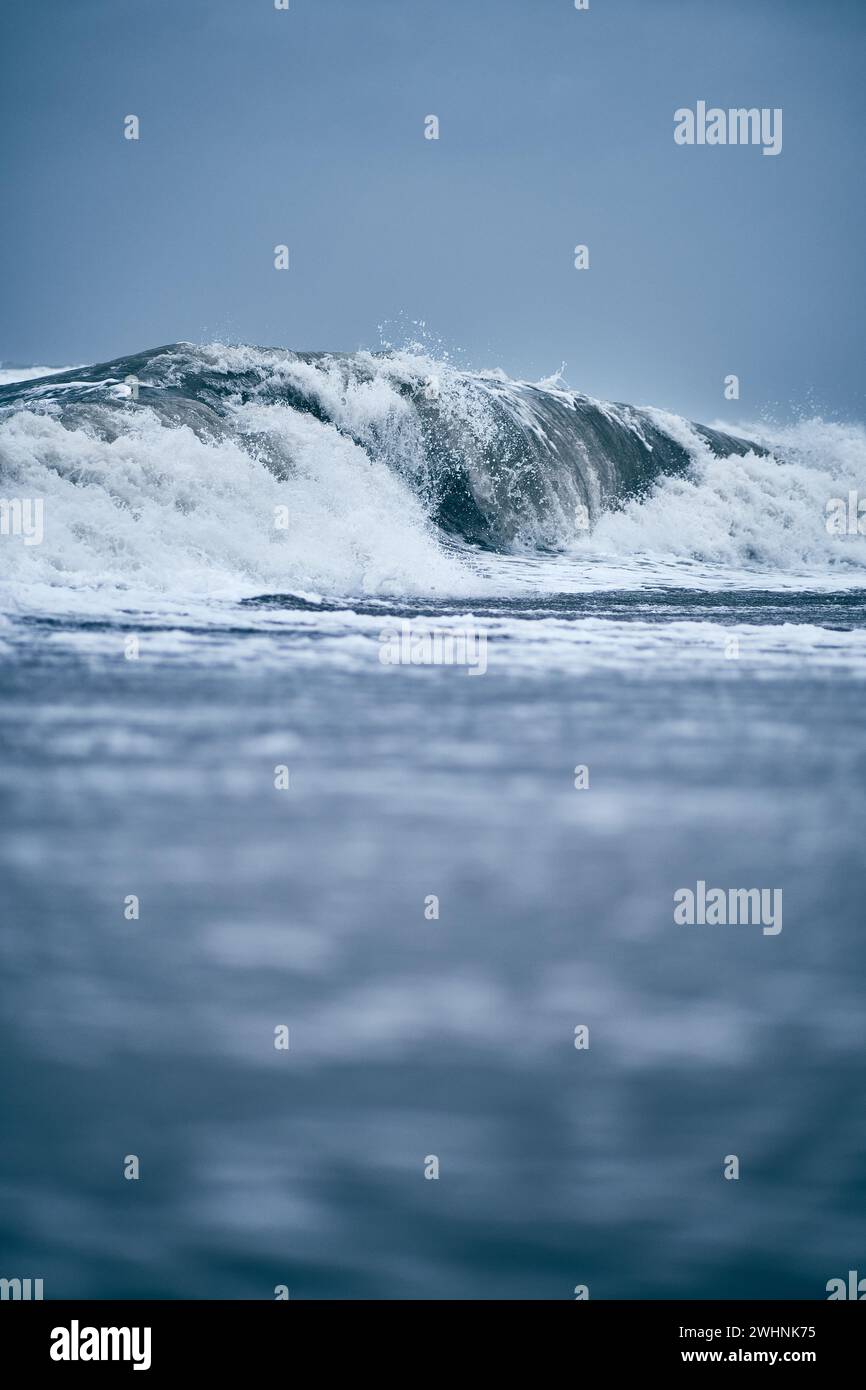 Huge Wave at the northern Sea Stock Photo - Alamy